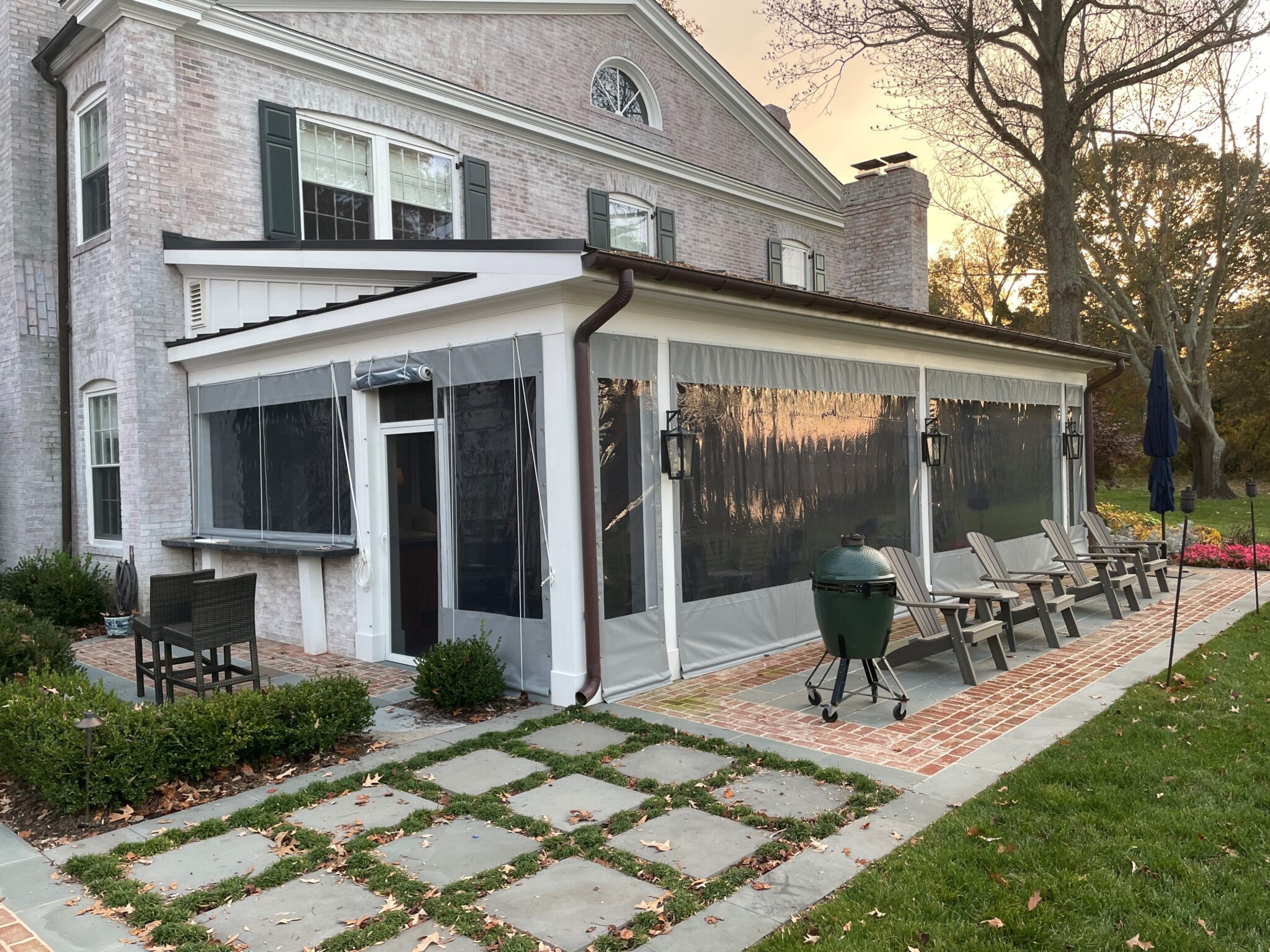How To Winterize a Screen Porch? - PYC Awnings